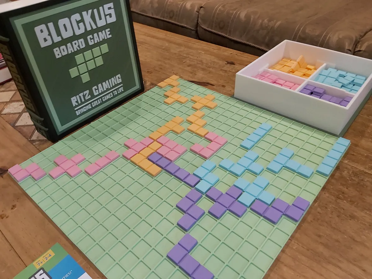 BLOCKUS BOARD GAME - Bookcase Edition (version 1) by Ritz MakerWorld ...