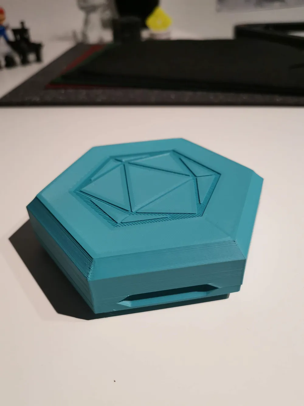 Hexagon Dice Vault by Limes MakerWorld: Download Free 3D Models