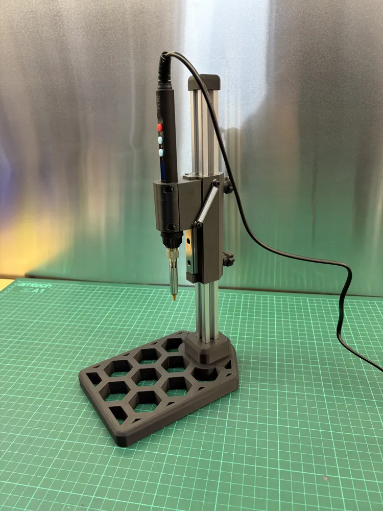 Pressa per inserti filettati in ottone - Modello di stampa 3D gratuito ...