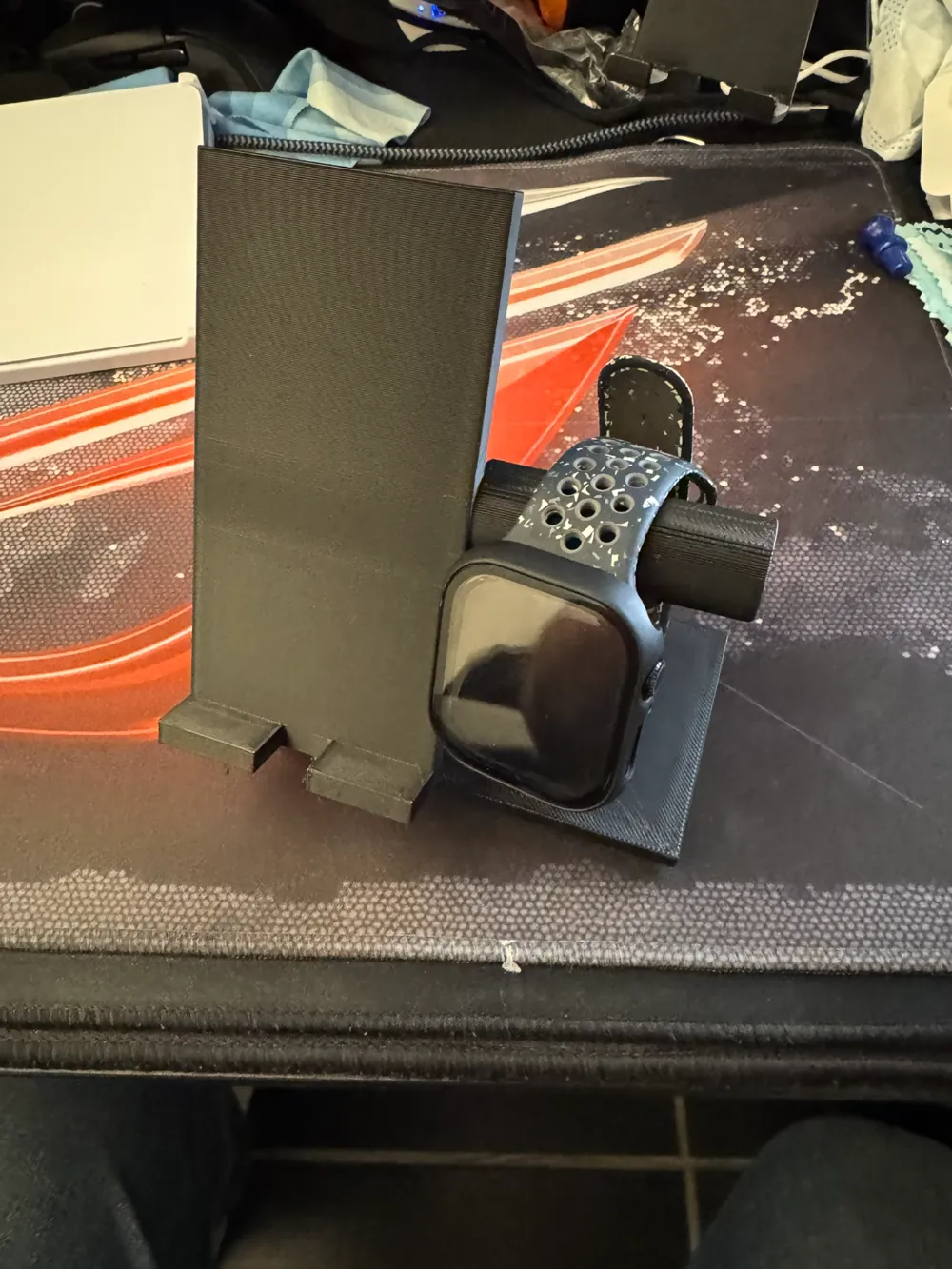 Phone watch holder by Echo - MakerWorld