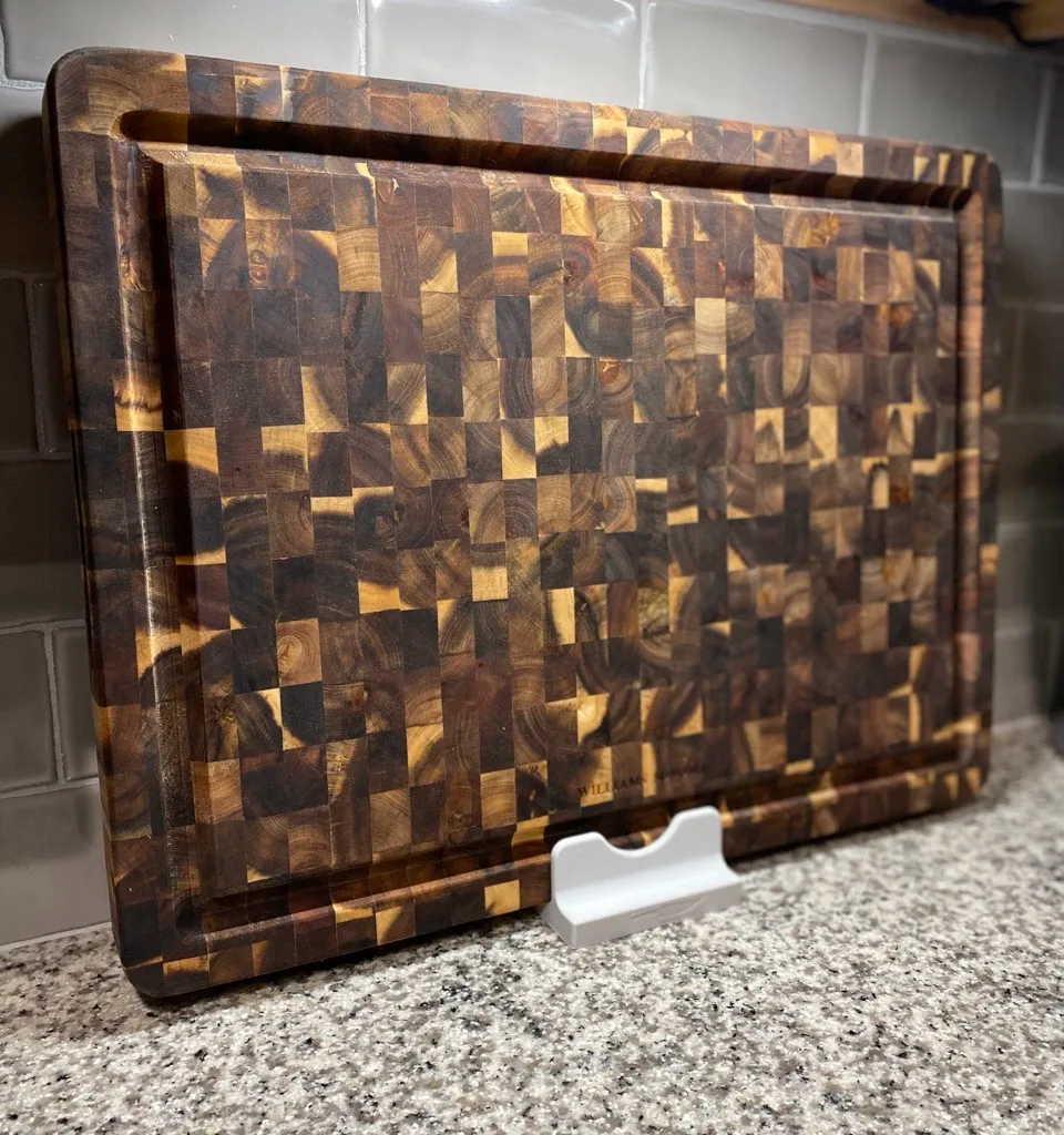 Stand for Cutting Board / Butcher Block by user_3233562357 - MakerWorld