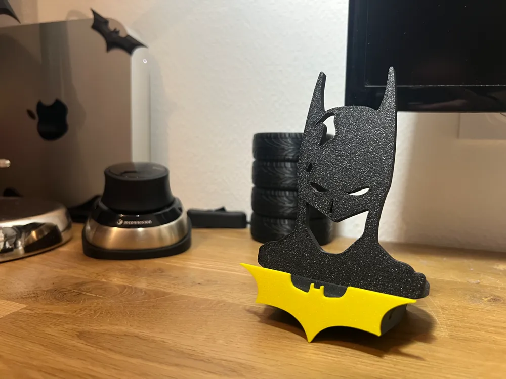 The Bat-Stand: The Dark Knight's Phone Holder - Free 3D Print Model ...