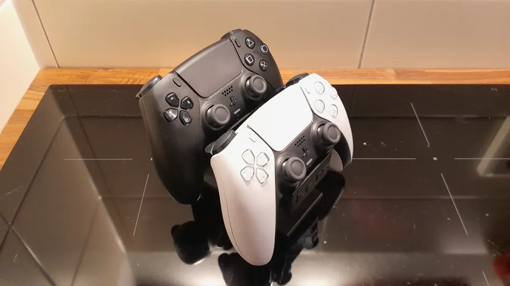 PS5 Controller Holder by Koni205 MakerWorld: Download Free 3D Models