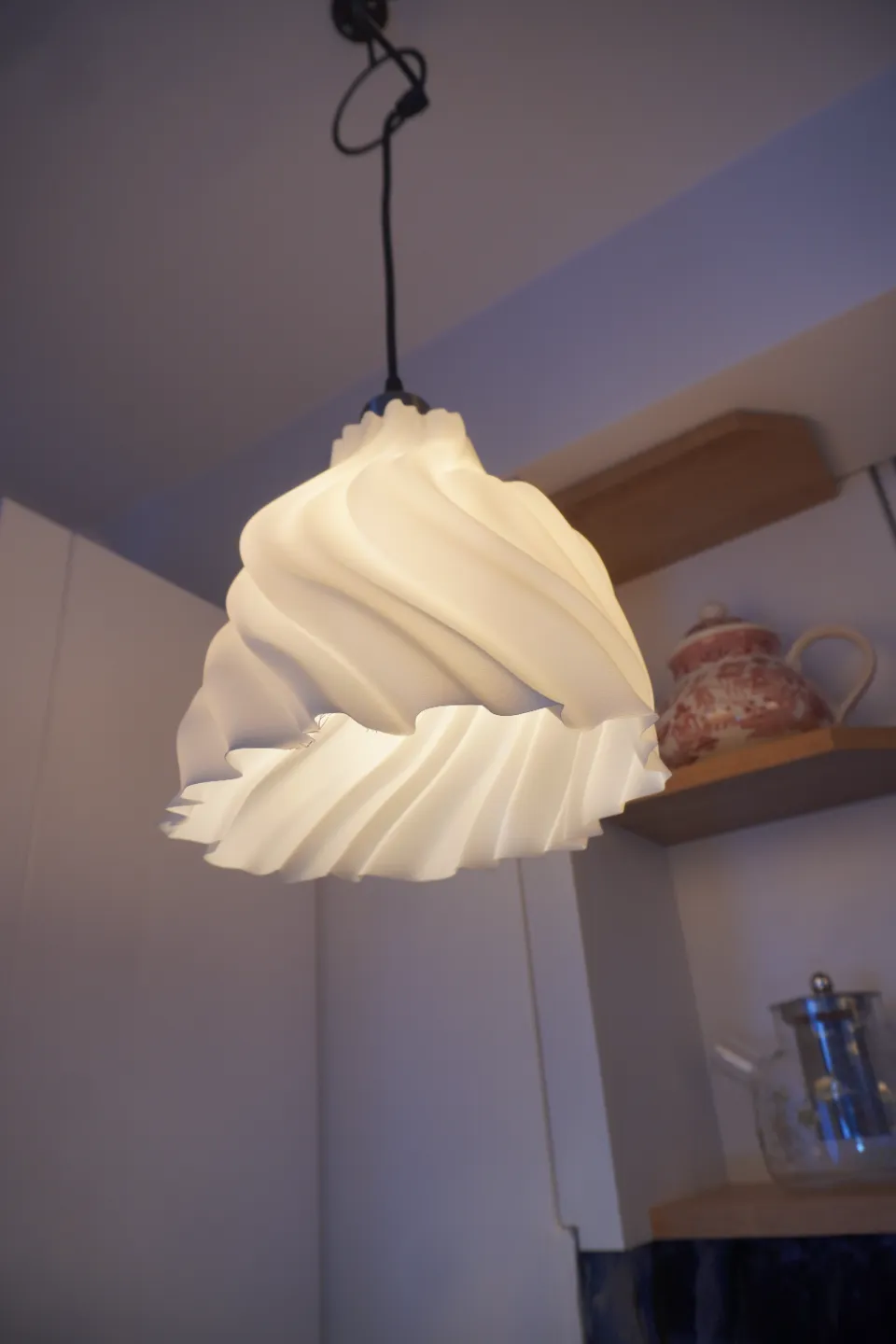 Ceiling lamp twisted - Free 3D Print Model - MakerWorld