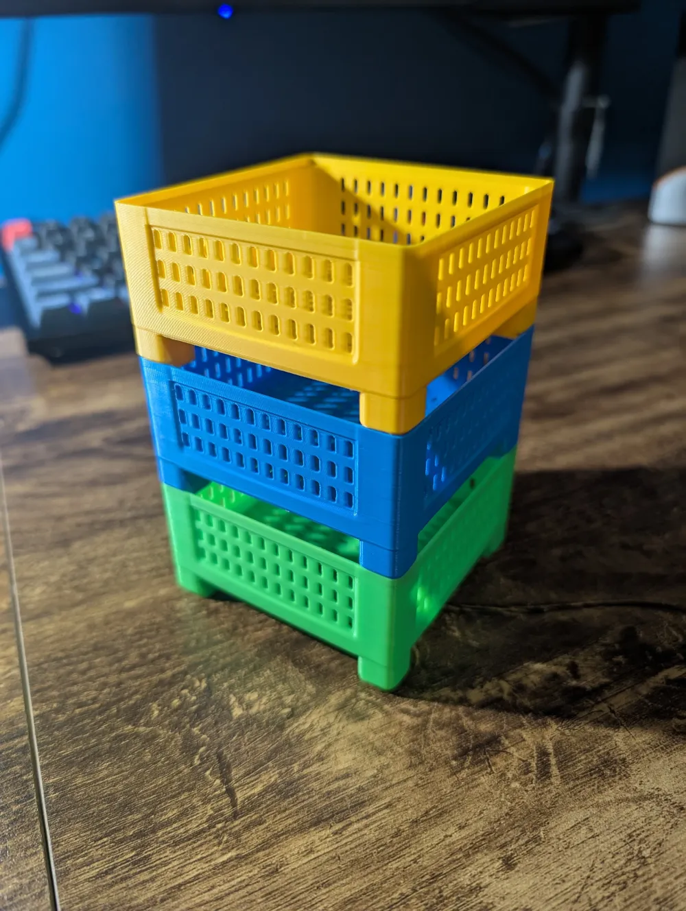 Stackable 1:14 scale bin models by Trombetta_3D - MakerWorld