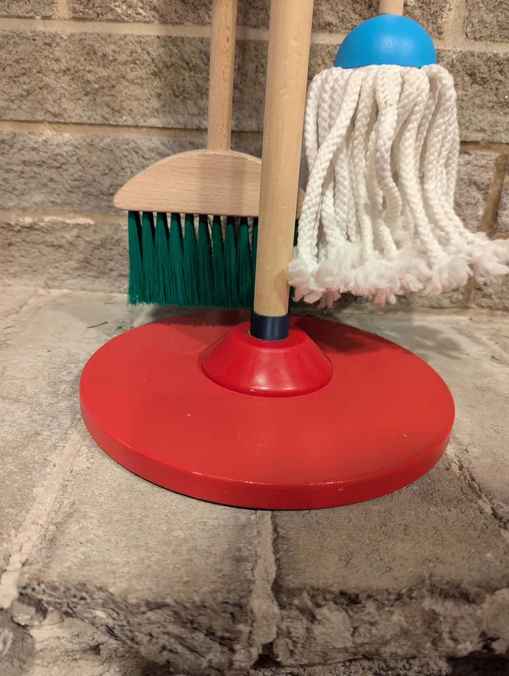 Melissa & Doug Cleaning Set Screw Adapter for Base - Free 3D Print ...