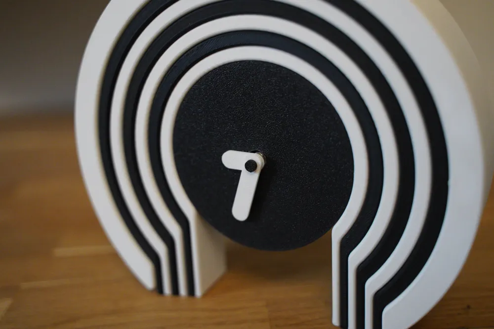 The third shade clock by bastienwlli - MakerWorld