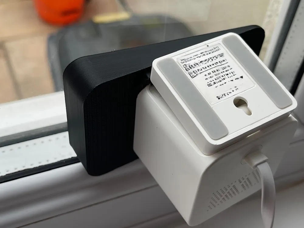 Wyze Cam v3 Angled Window Mount by SM3Y - MakerWorld