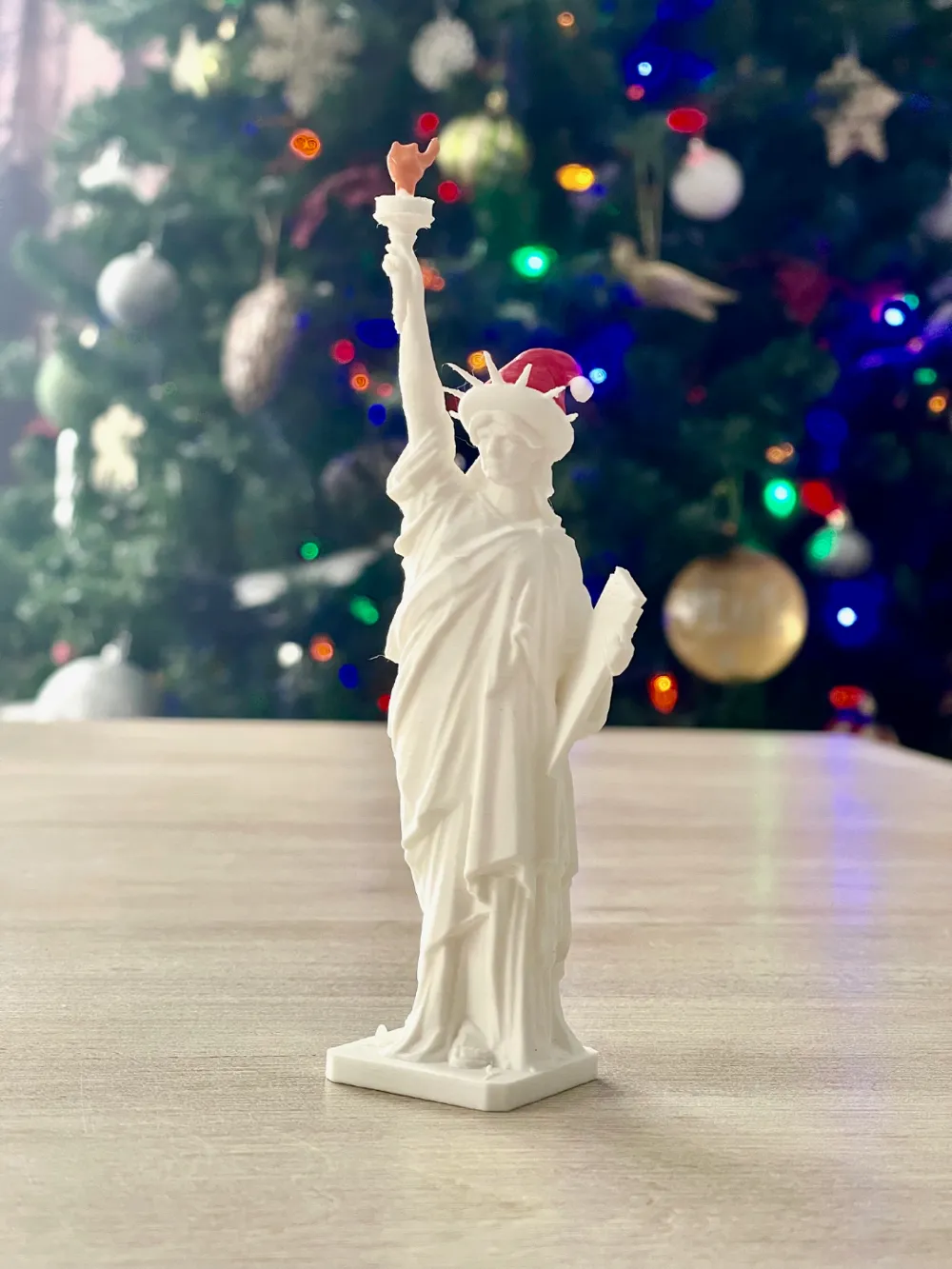 Lady Liberty Christmas by C0bl3rG0bl3r - MakerWorld