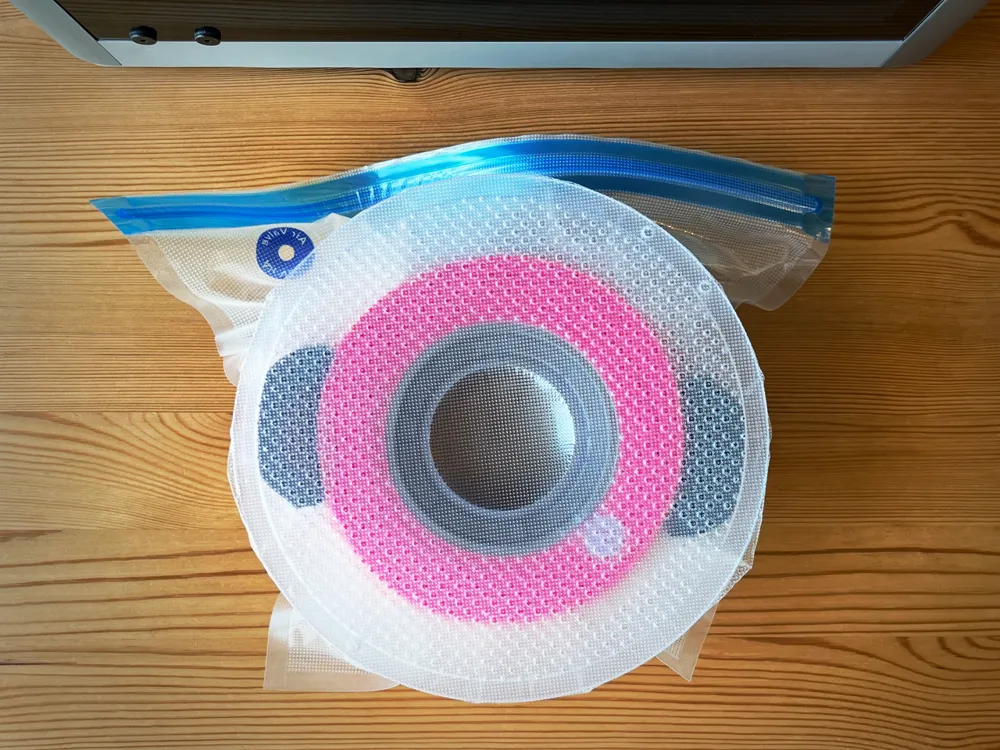 Spool Shield - Filament Spool Desiccant Holder by Dingus Dude - MakerWorld