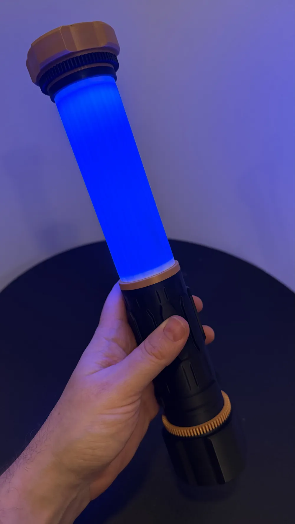 Le Noyau Modulaire : Lampe Torche EDC Sci-Fi - Modèle d'Impression 3D ...
