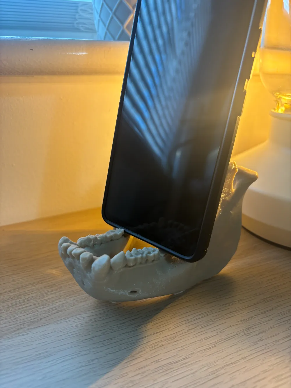 Gorilla Jaw phone stand by 3deeznuts MakerWorld: Download Free 3D Models