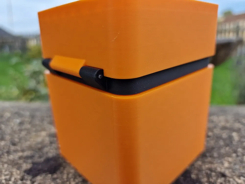 Pokemon Deck Box - Charizard - Free 3D Print Model - MakerWorld