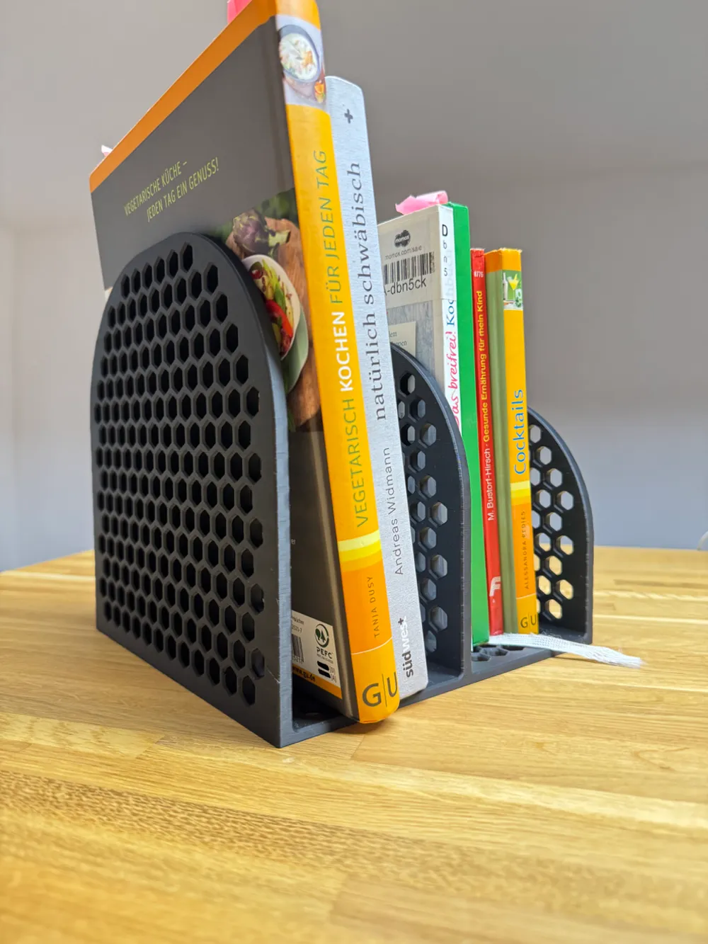 Bookshelf - Bookshelf - Bookend - Bookend by JS 3D printing MakerWorld ...