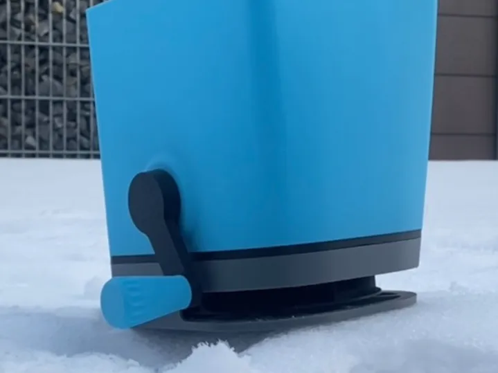 Manual Spreader with Crank Drive - Free 3D Print Model - MakerWorld