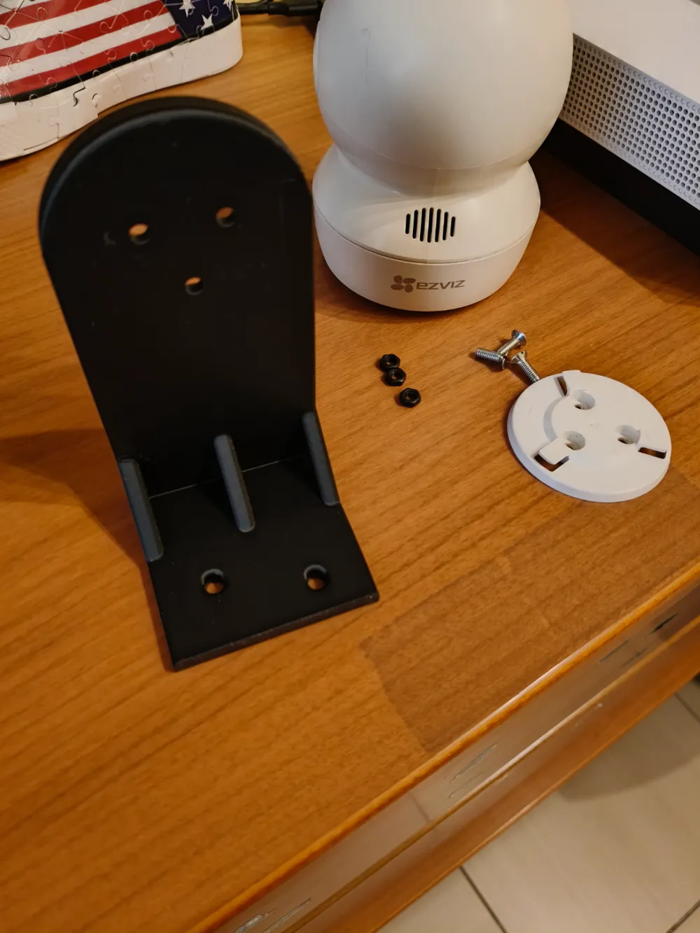 Mount for Ezviz or Similar Camera by Passione 3D - MakerWorld