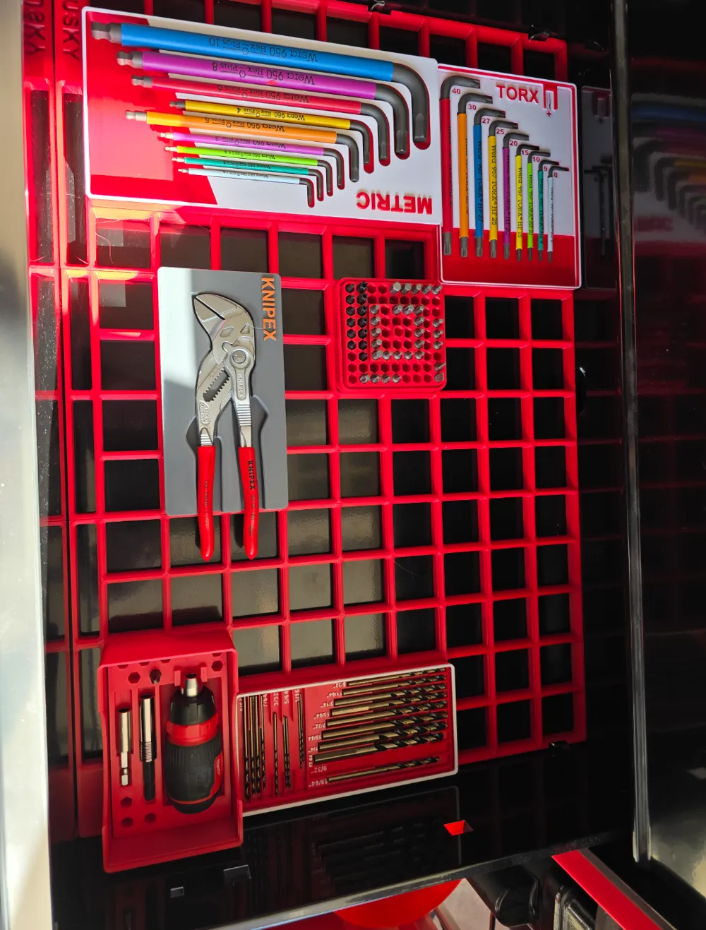 Gridfinity base for Husky 4 drawer cabinet by Carlos MakerWorld ...