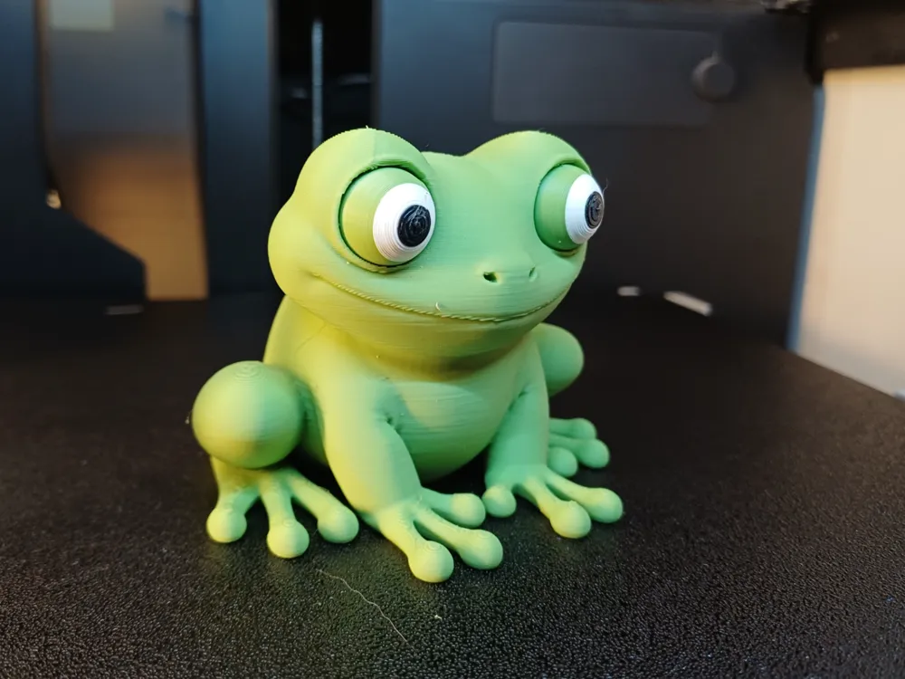 Frog (moving eyes, NoAMS) - Free 3D Print Model - MakerWorld