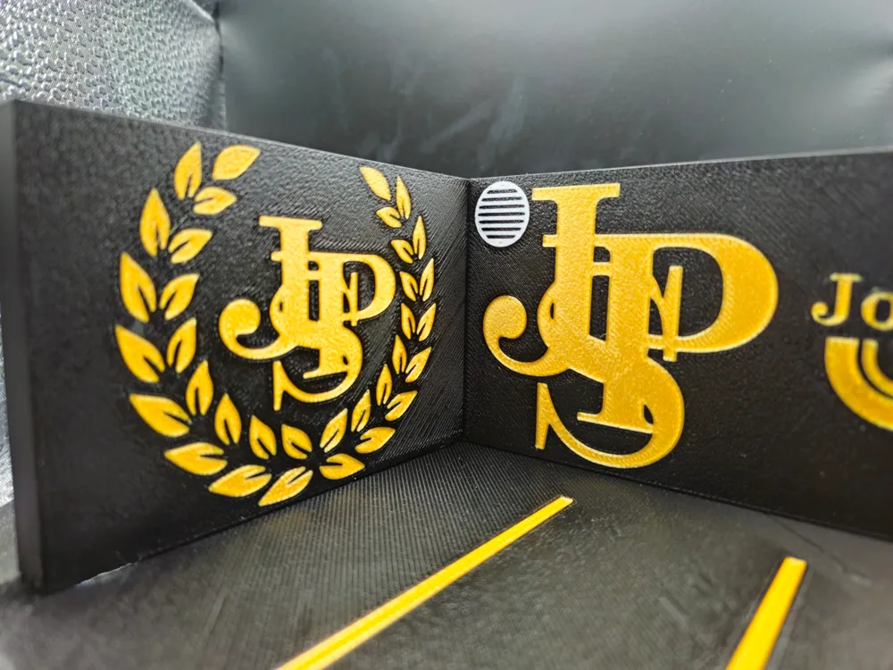 JPS John Player Special garage diorama by FredBoy MakerWorld: Download ...