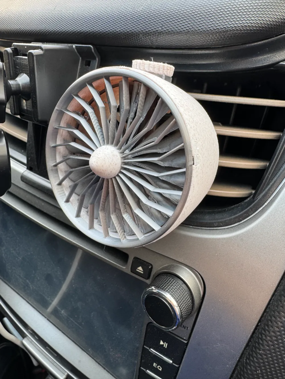 Automotive Turbofan Aroma Diffuser by 兀鹫 MakerWorld: Download Free 3D ...