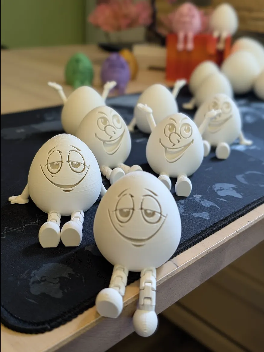 Happy Articulated Egg by KFPEnergiaMakerWorld: Download Free 3D Models