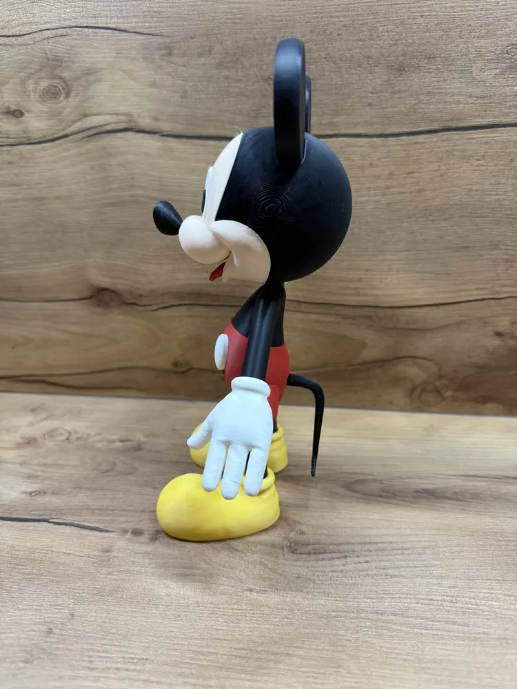 Mickey Mouse multiparte por mika MakerWorld: Descarga Modelos 3D Gratuitos