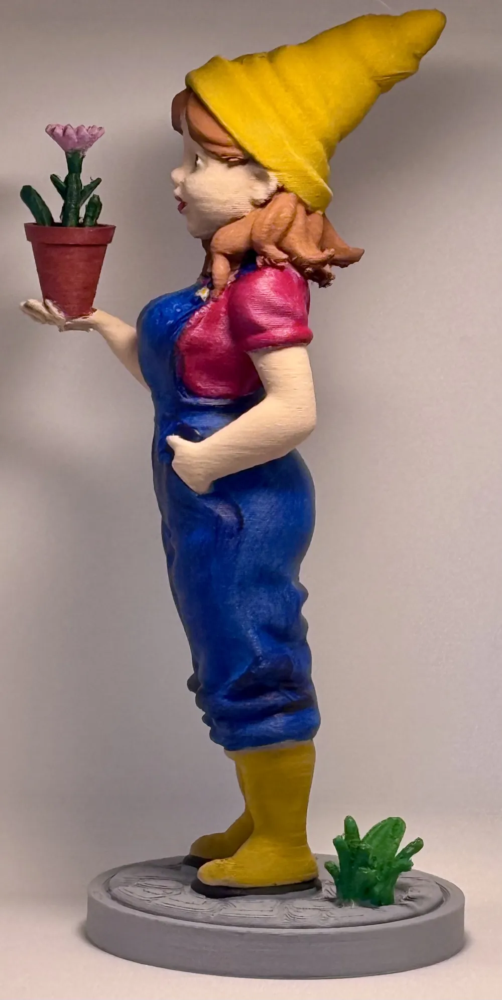 Garden Gnome Girl by Scott MakerWorld: Download Free 3D Models