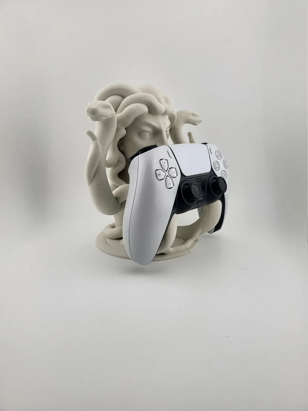 Medusa Controller Stand ps5 ps4 playstation by Mad power MakerWorld ...
