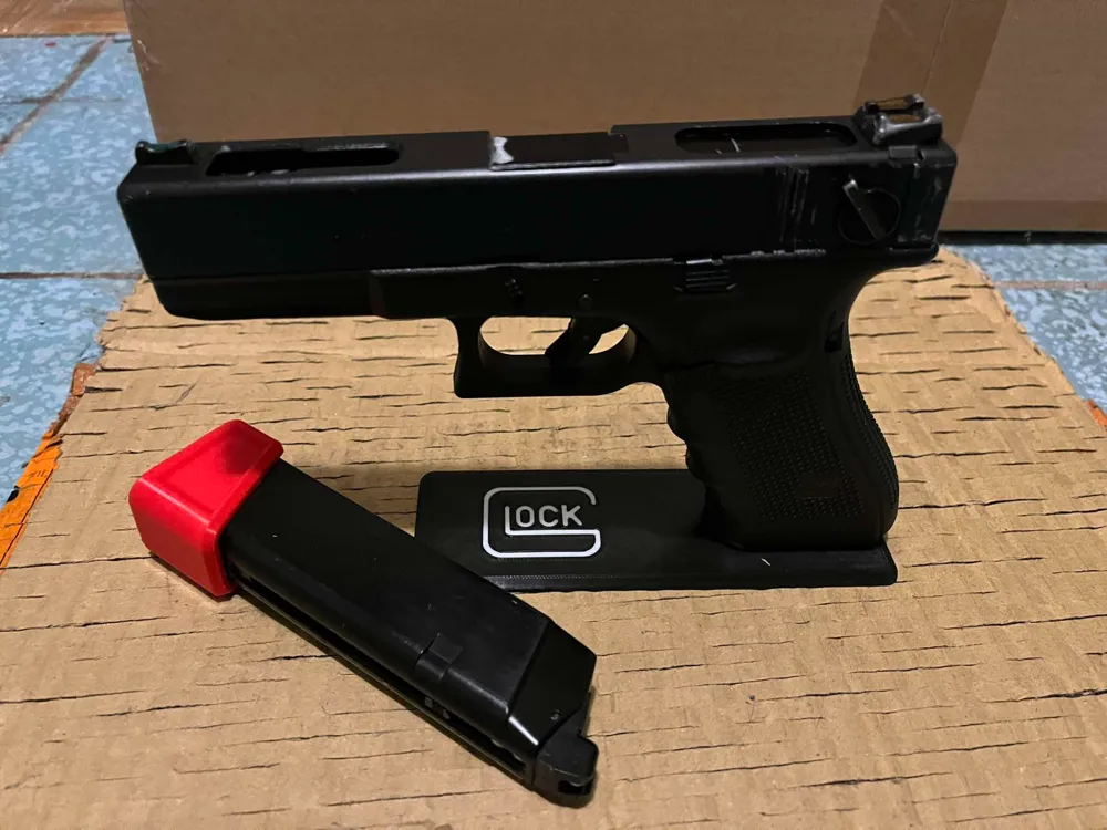 Minimalist Airsoft Stand for Glock 17/18/19 by Ainon3Dprint MakerWorld ...