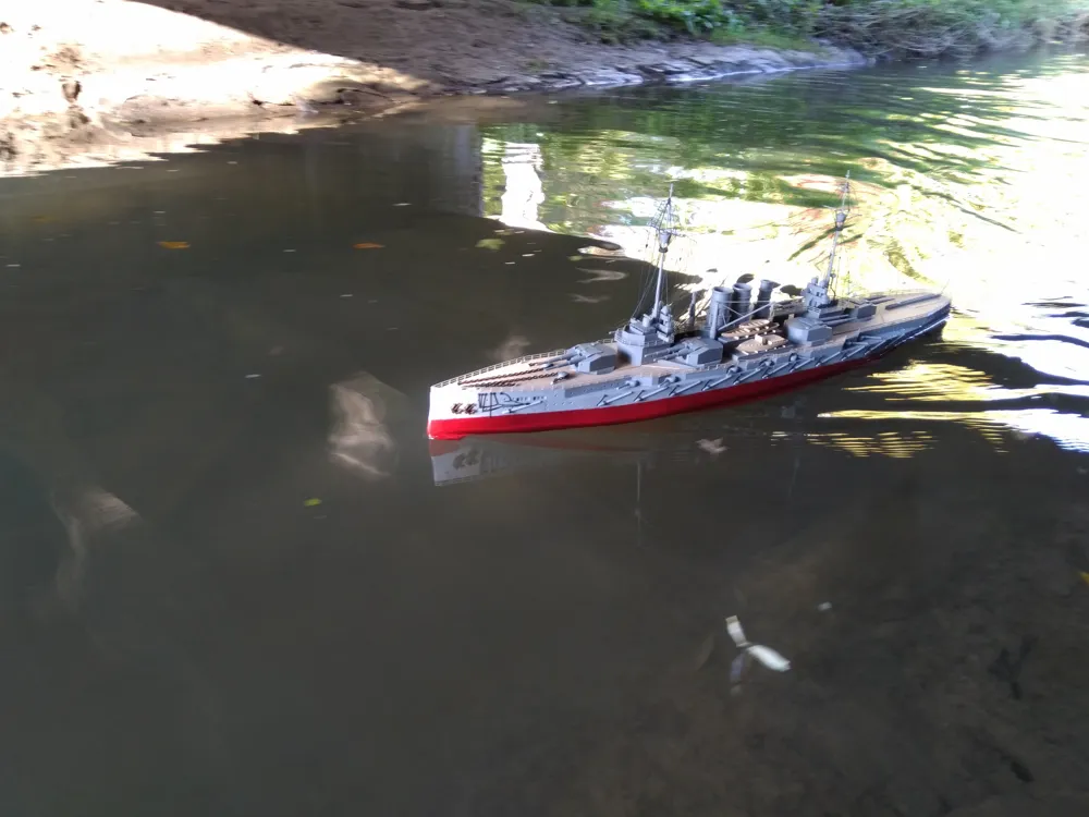 Cuirassé RC SMS Helgoland à l'échelle 1:150 par JKnittelDesign ...