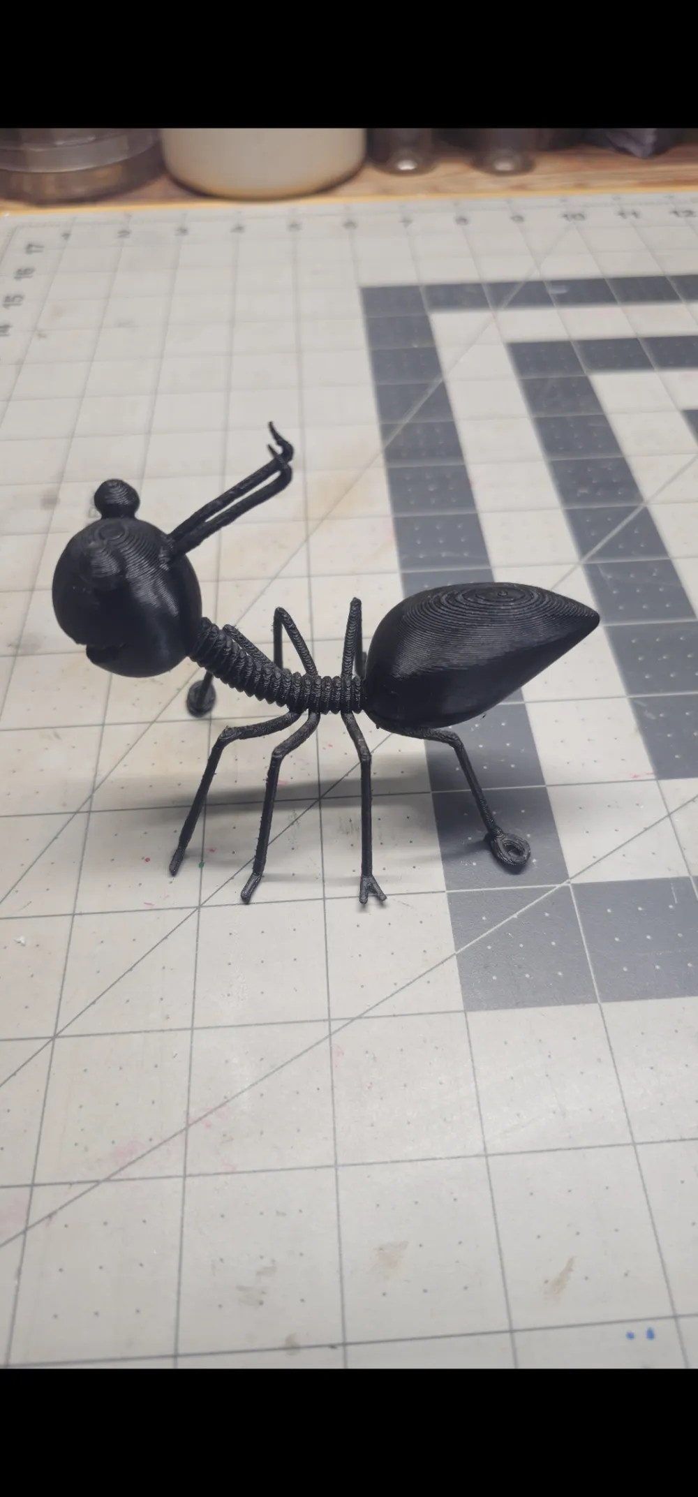 4 inch ant - Free 3D Print Model - MakerWorld