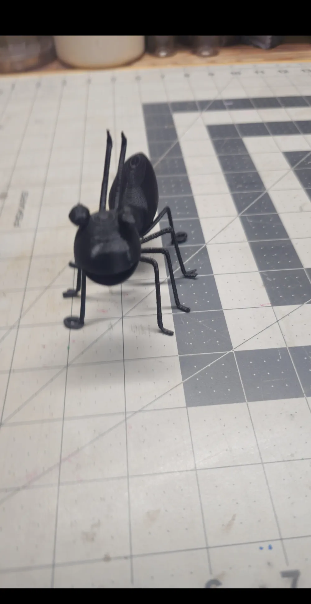 4 inch ant - Free 3D Print Model - MakerWorld