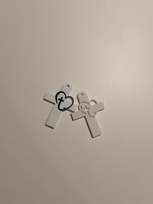 Cross Keychain with Heart and Cross Symbol - Free 3D Print Model ...