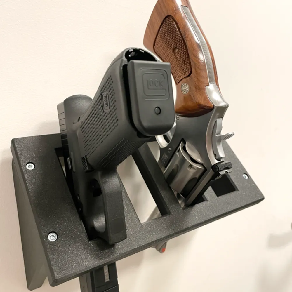 Wall pistol rack urban (Glock, Beretta, Sig) by T.giovanzana - MakerWorld