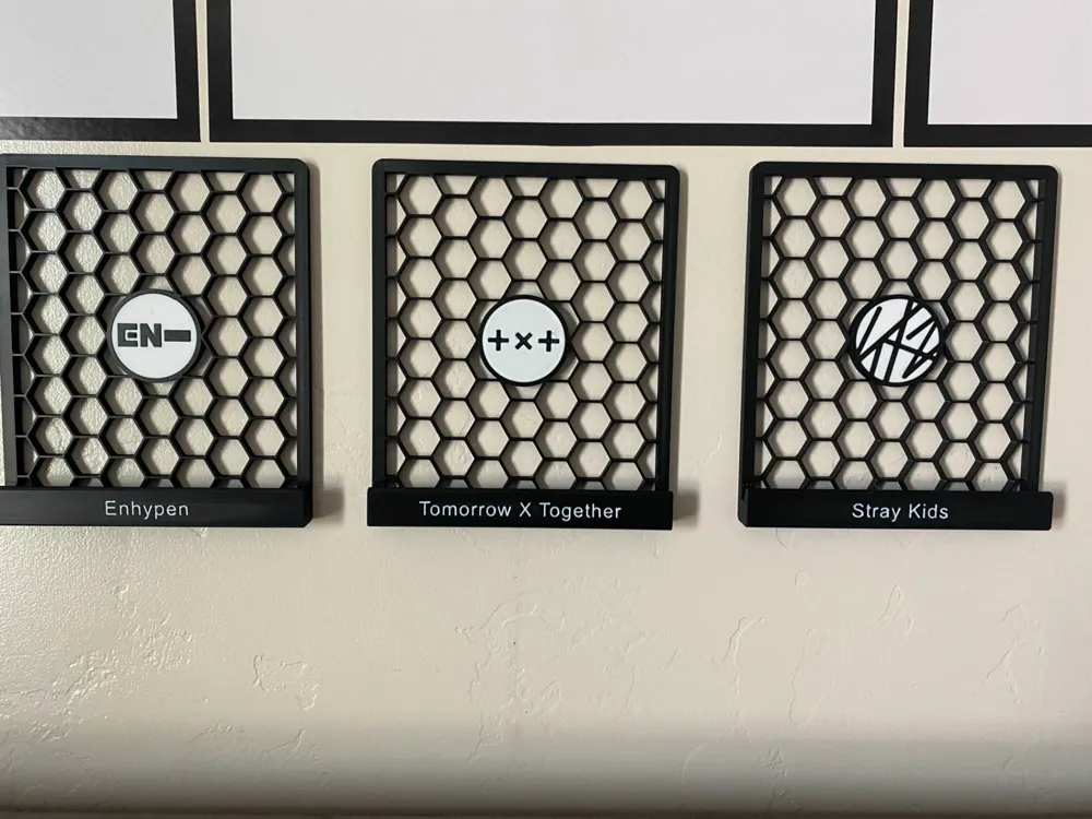 CD Display Stand by Sora - MakerWorld