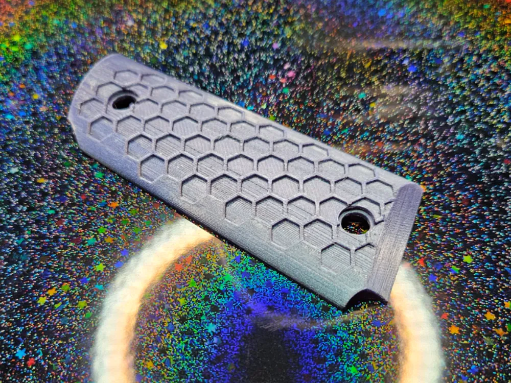 1911 Officer Size Grips Honeycomb Pattern - Free 3D Print Model ...