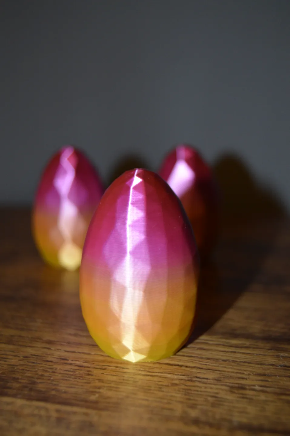 Low poly easter eggs by wazza10 - MakerWorld