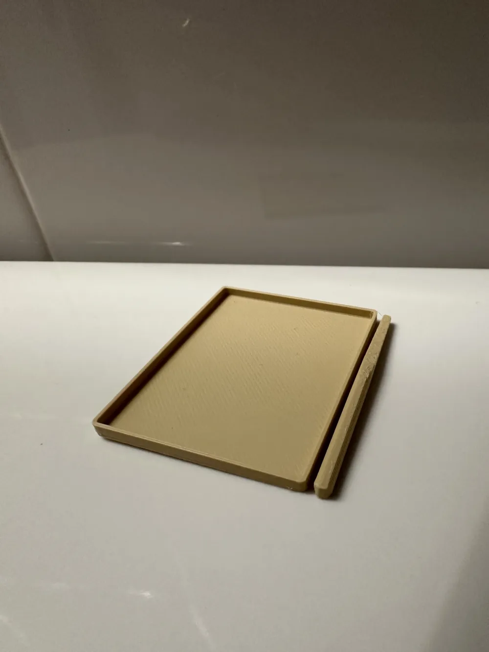 Glue Dish with Applicator (40×50mm) – 5.5min, 2.7g - Free 3D Print ...