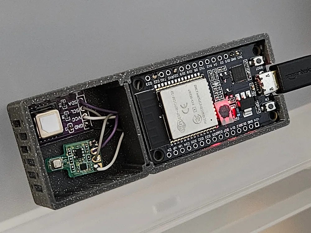 ESP-WROOM-32(ESP32) Case by daddy poco - MakerWorld