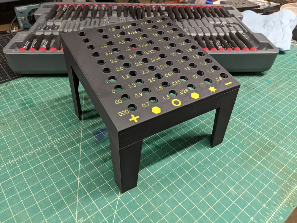Wiha Screwdriver Stand by MoarInfill MakerWorld: Download Free 3D Models