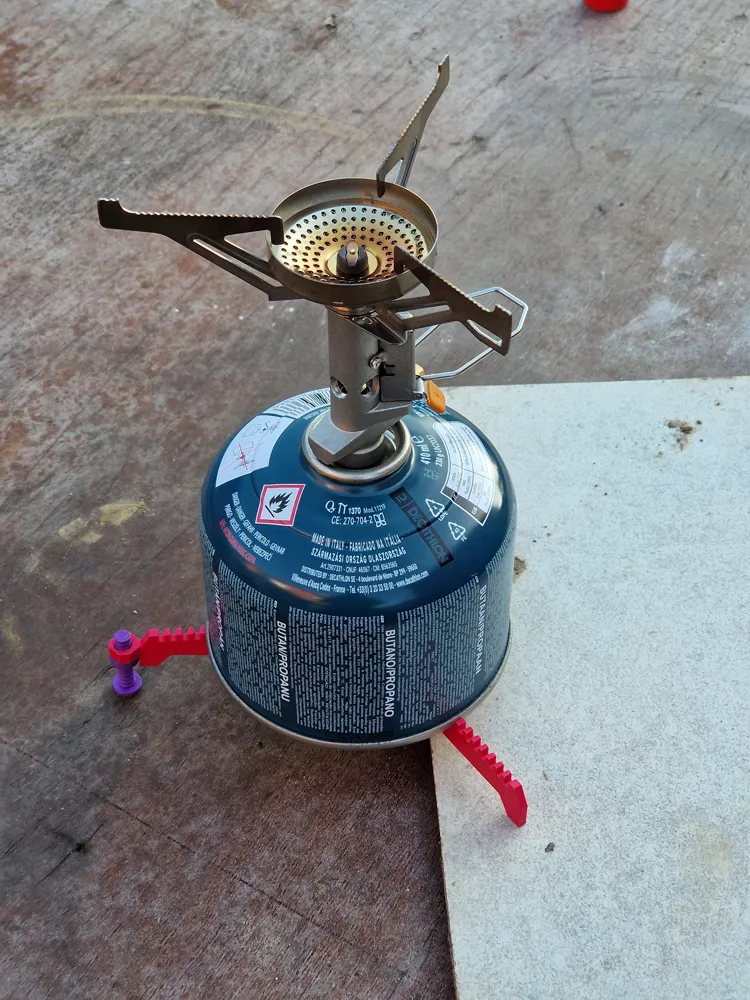 lightweight, folding and leveling gas stove stand by BartBE MakerWorld ...