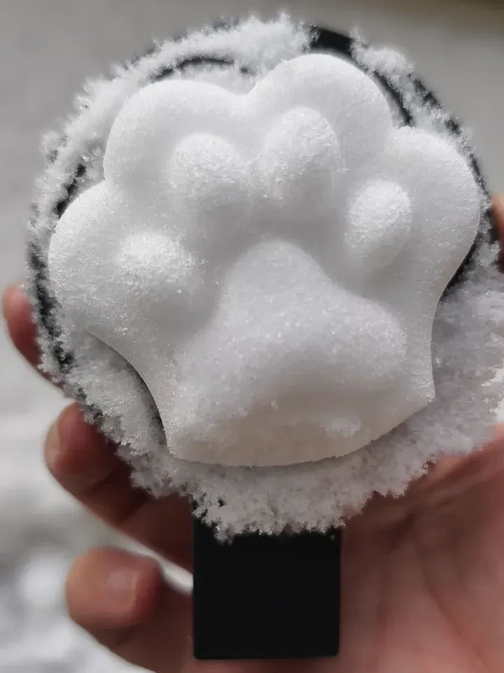 Meowth Punch - Cat Paw Snowball Clip - Free 3D Print Model - MakerWorld