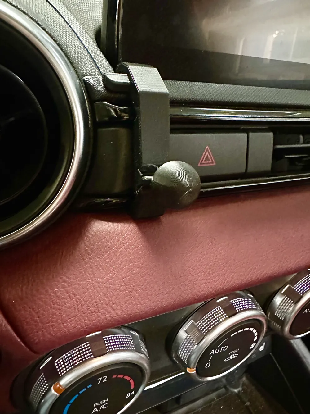 MX-5 Miata Center Phone Mount by Graveworks MakerWorld: Download Free 3D Models