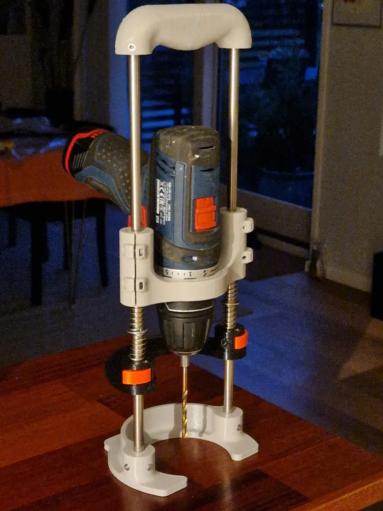 Perpendicular Drilling Jig (for various brands) by poulanker MakerWorld ...