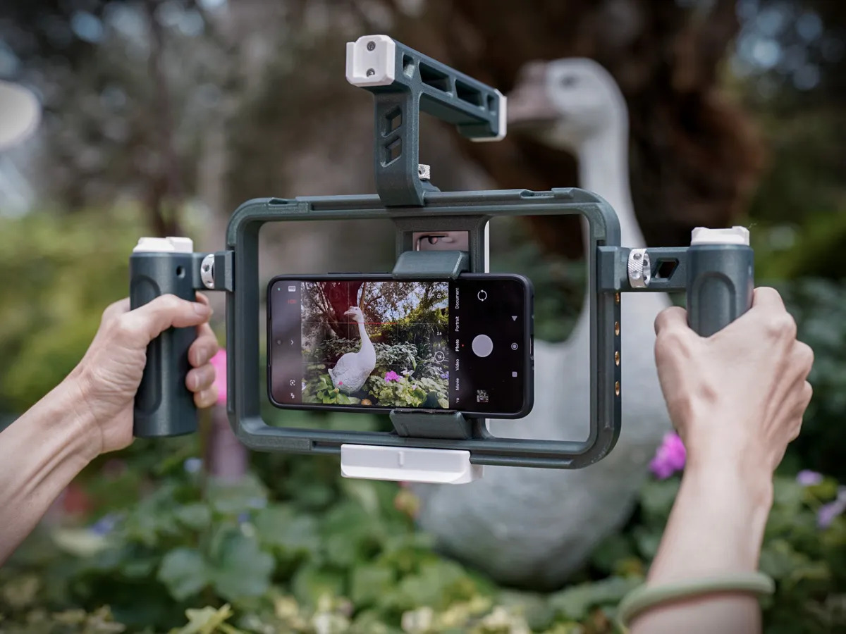 MOCA Mobile Phone Cage - Free 3D Print Model - MakerWorld