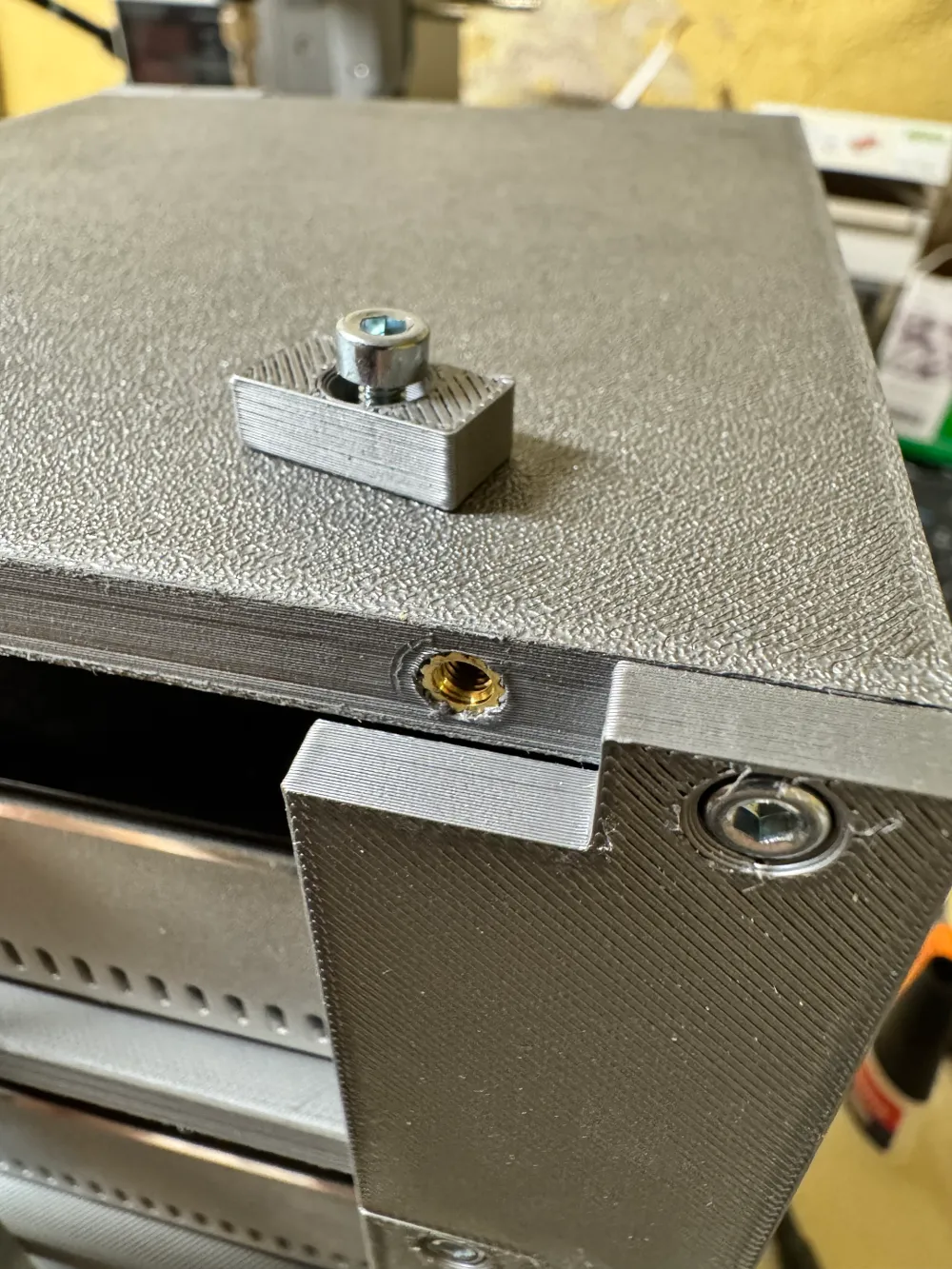 Intel NUC tower by Kulla MakerWorld: Download Free 3D Models