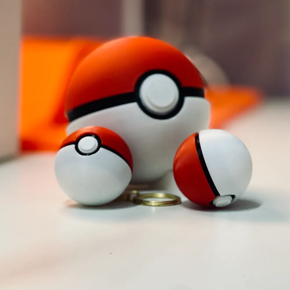 pokeball Keychain | Clicker fidget by V3.6 MakerWorld: Download Free 3D ...
