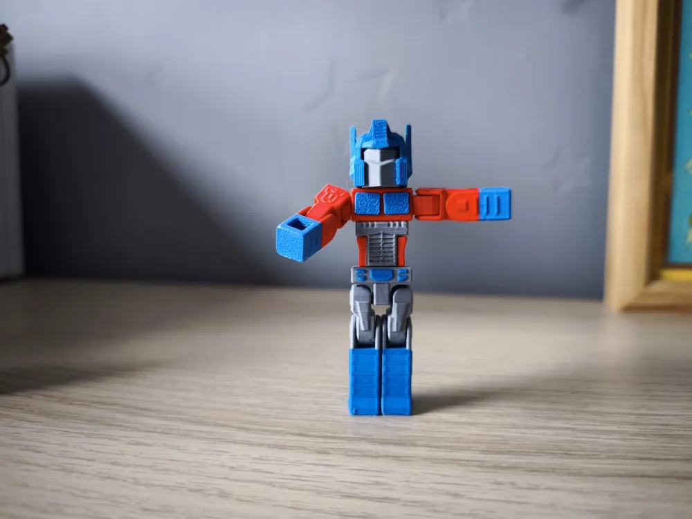Optimus Prime - Articulated Minecraft Style Figure by Spennolio ...