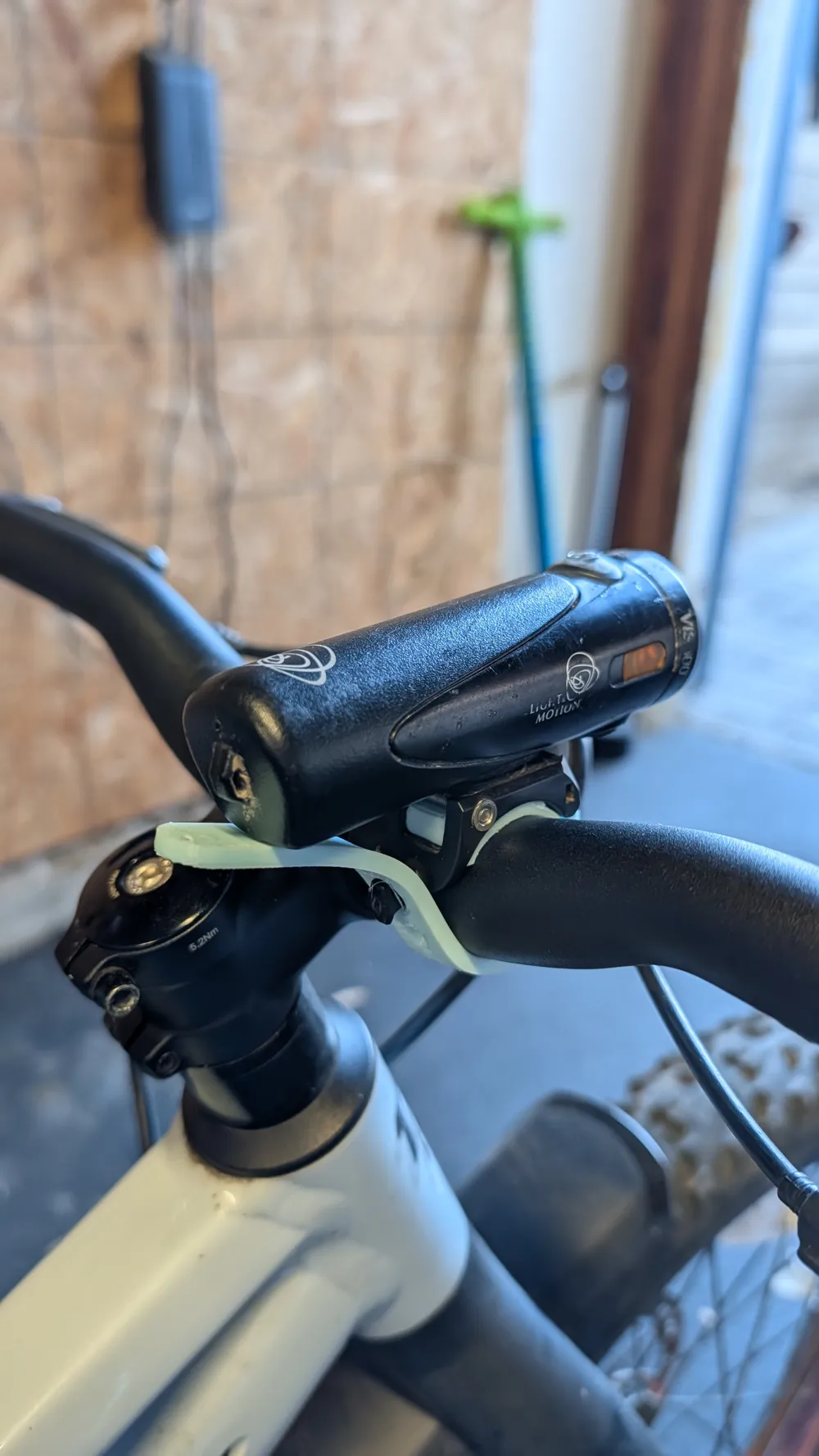 Light and Motion Urban Light Replacement Strap - Free 3D Print Model ...