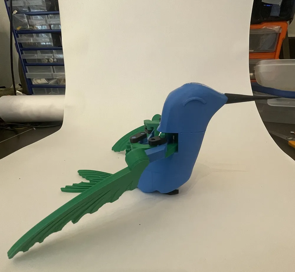 Flapping hummingbird by Int-gineering - MakerWorld